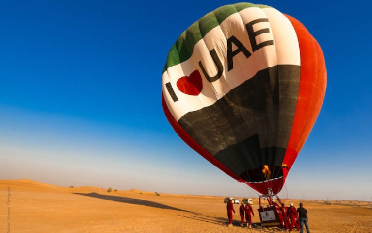 Balloon Ride Dubai - Adventures ride in Dubai sky with falcons